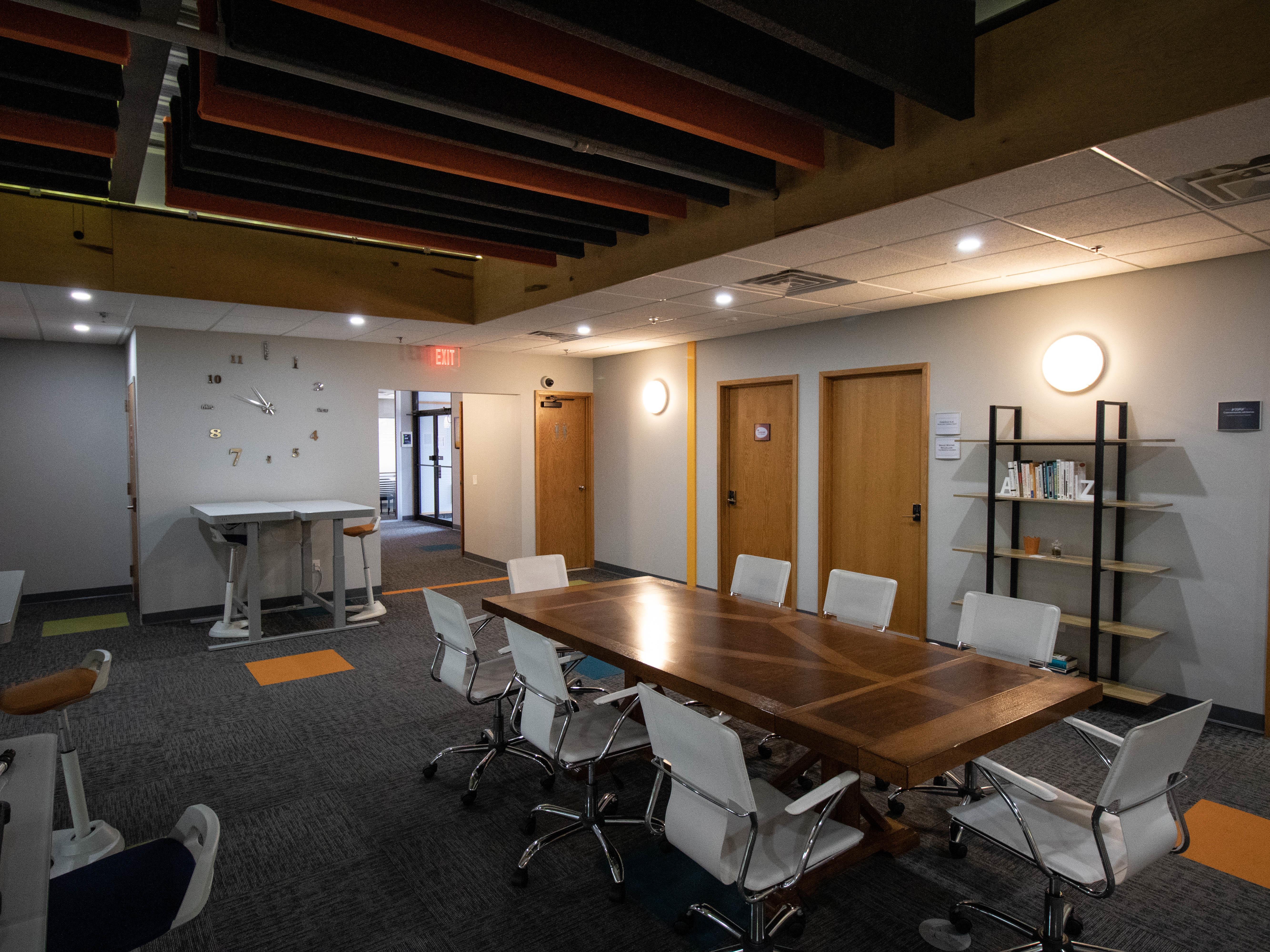 Open Desk - 15 Available at SPOT cowork - Victor | LiquidSpace